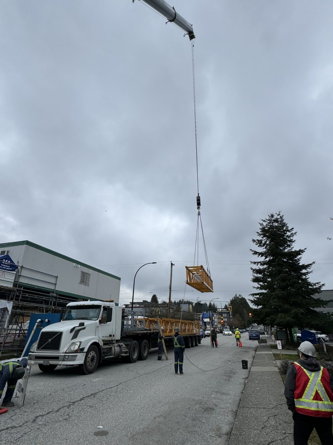 Bigfoot Crane Company Liebherr 125 EC-B 6 Rental